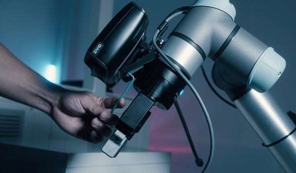 Robot-Mounted Industrial 3D Vision